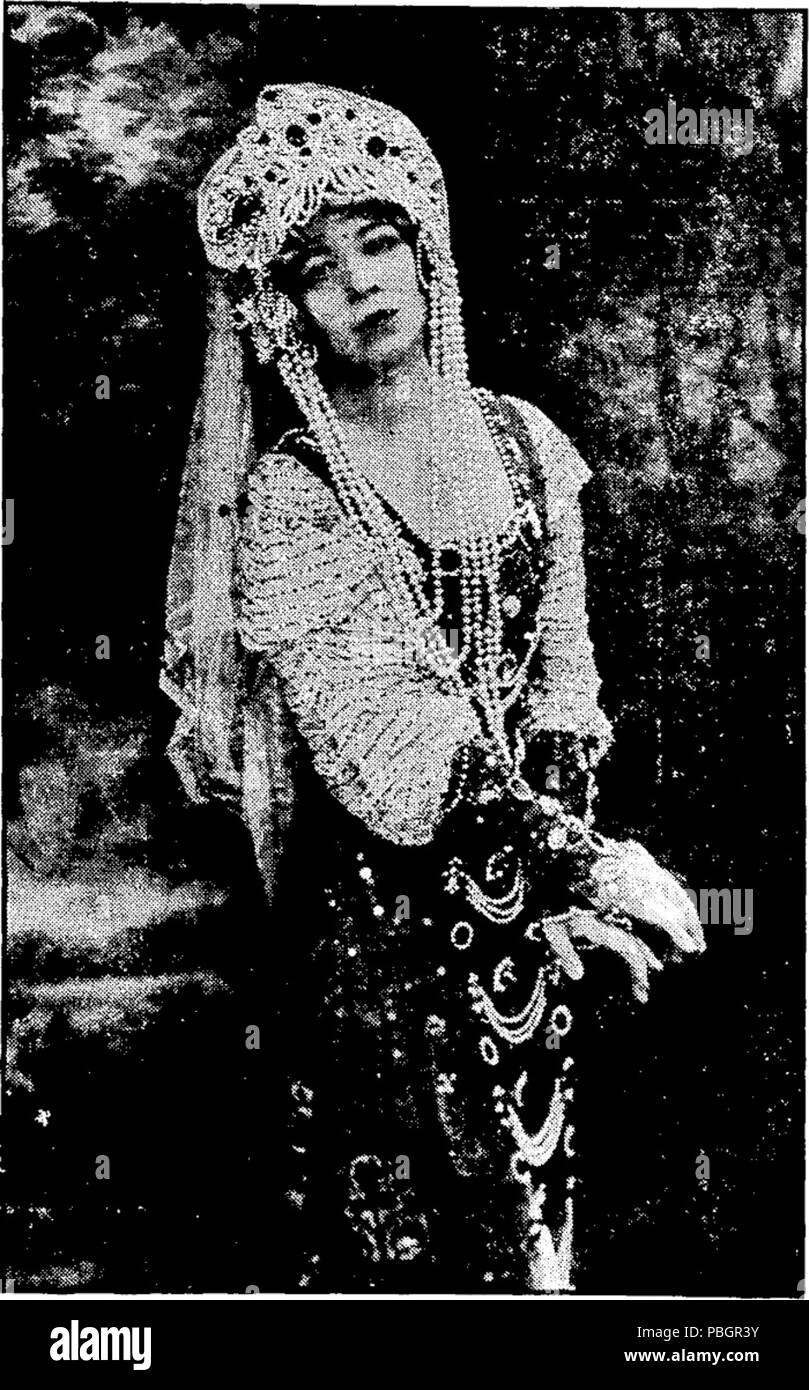 Thamara de swirsky hi-res stock photography and images - Alamy