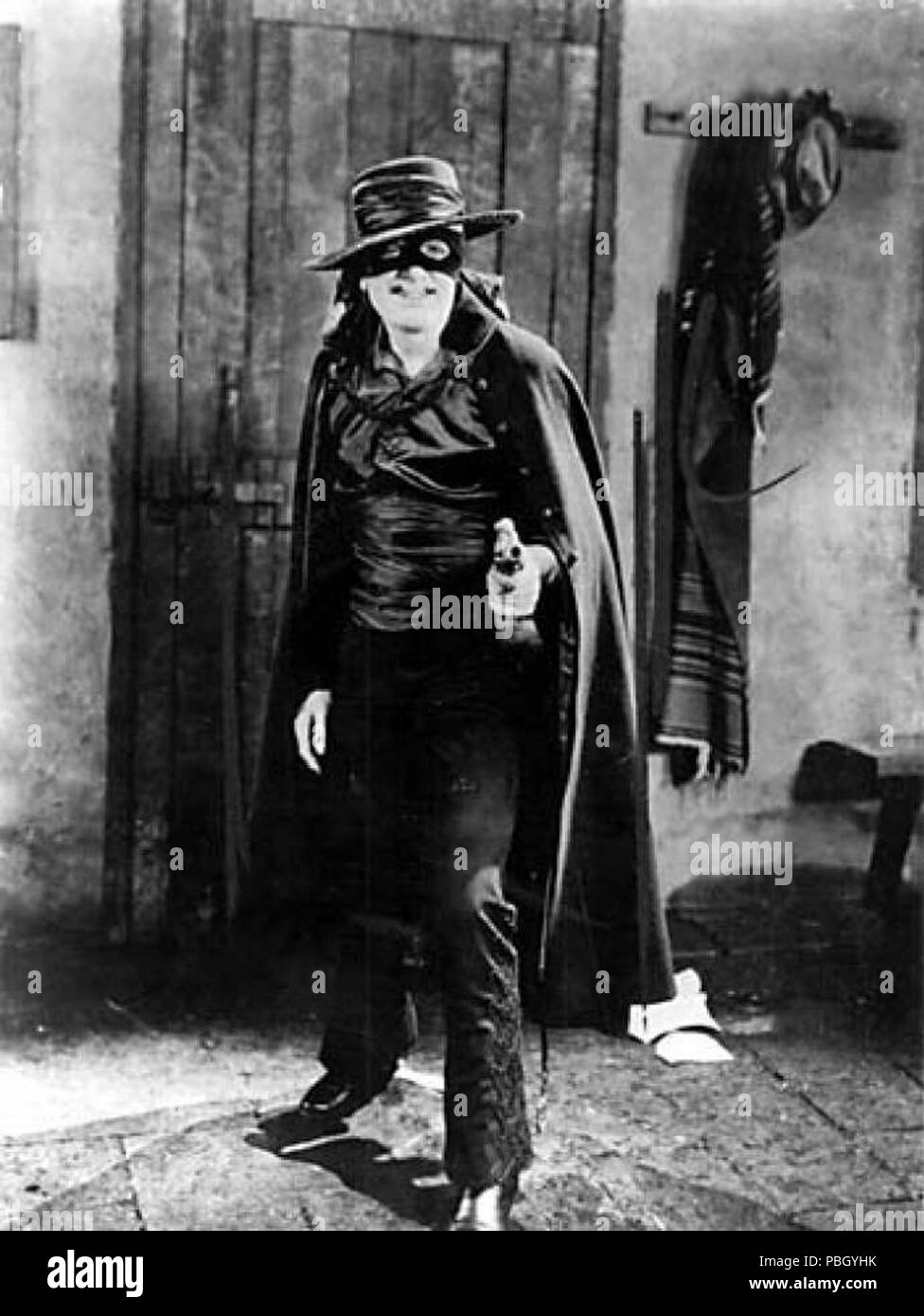 The mark of zorro 1920 hi-res stock photography and images - Alamy