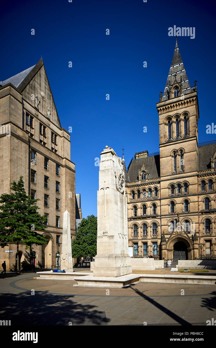 Town hall and Manchester Cenotaph First World War memorial designed by ...