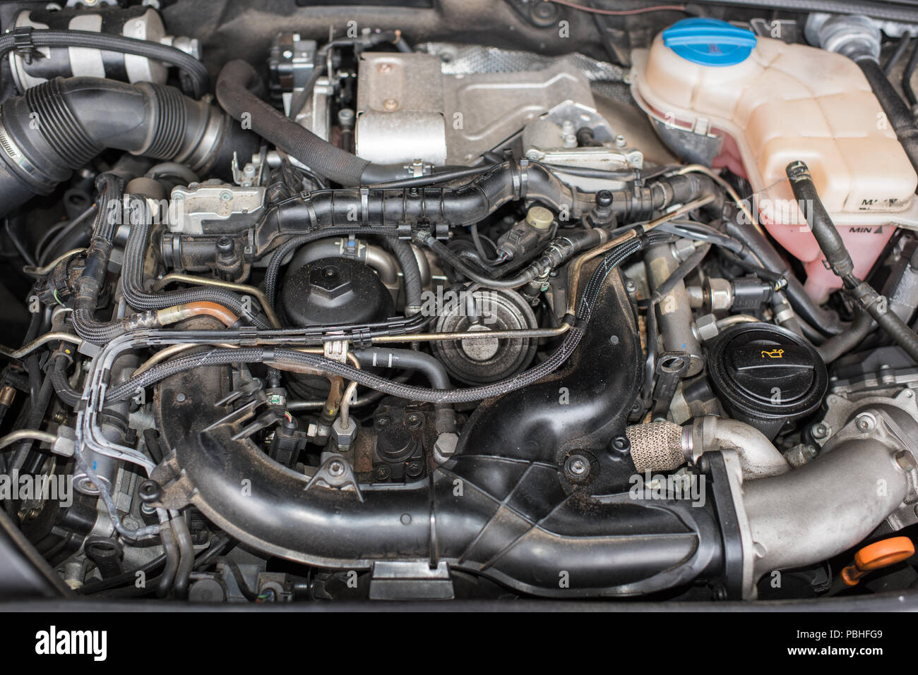 V6 diesel hi-res stock photography and images - Alamy