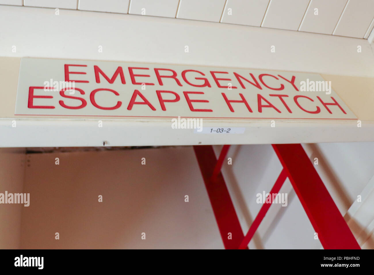 Emergency hatch hi-res stock photography and images - Alamy