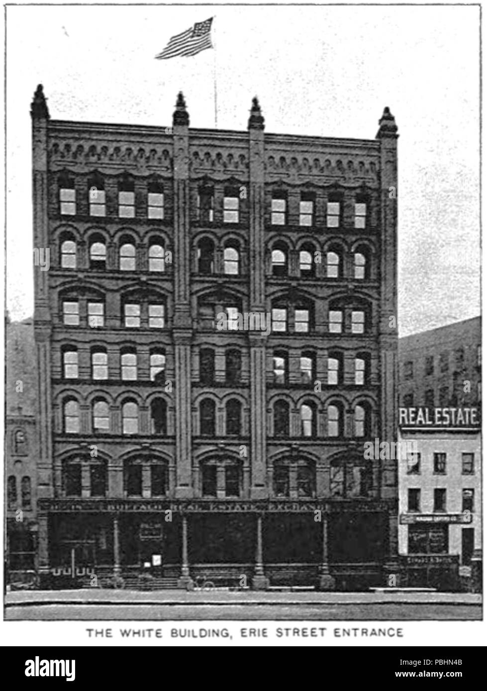 White historic building Black and White Stock Photos & Images - Alamy