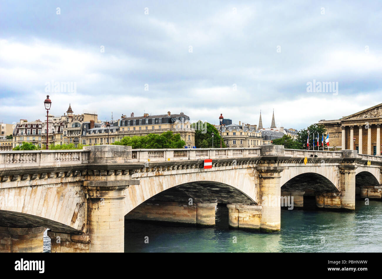 Bridge over the river Seine in Paris Stock Photo - Alamy