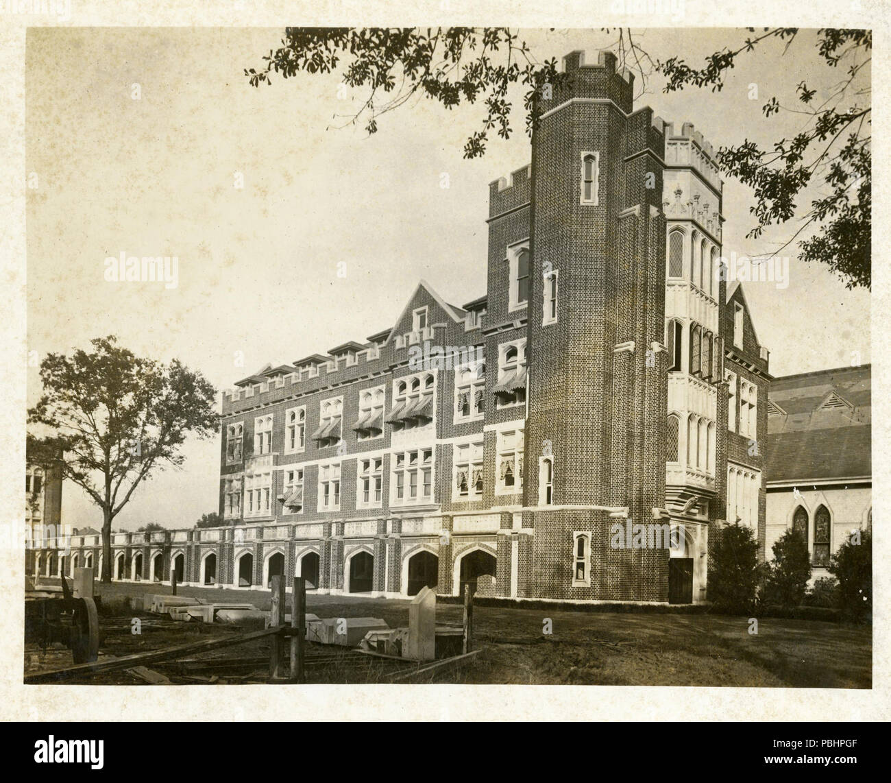 Thomas hall hi-res stock photography and images - Alamy