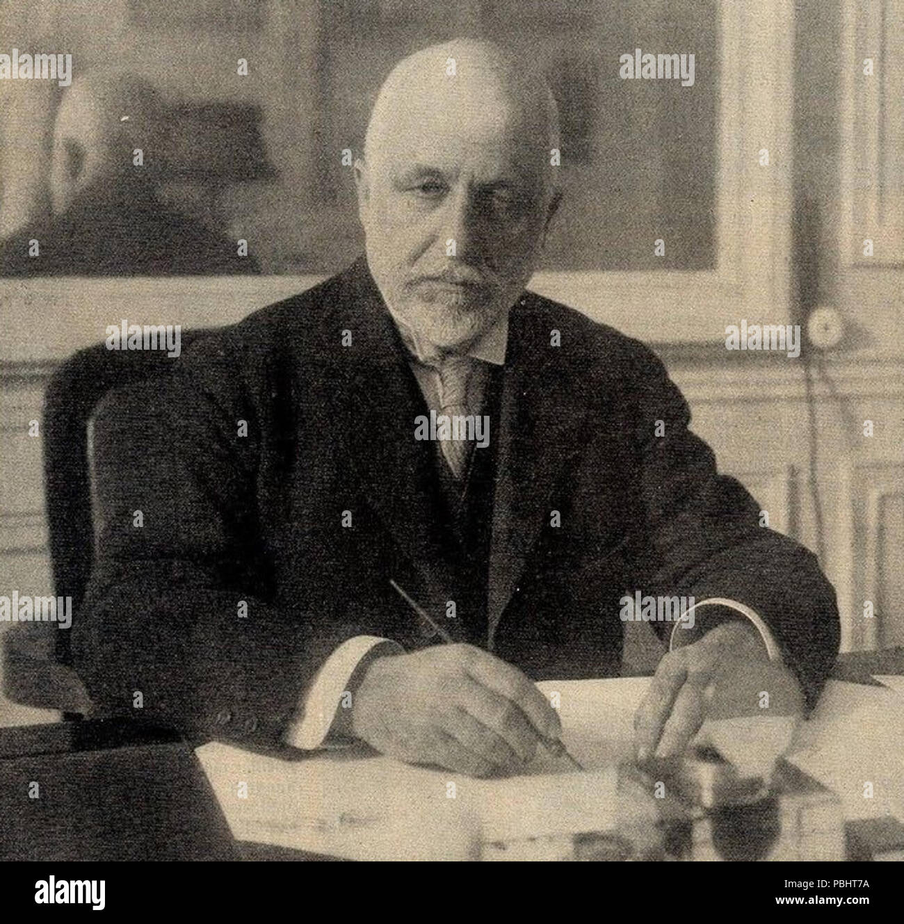 Italienischer botschafter hi-res stock photography and images - Alamy