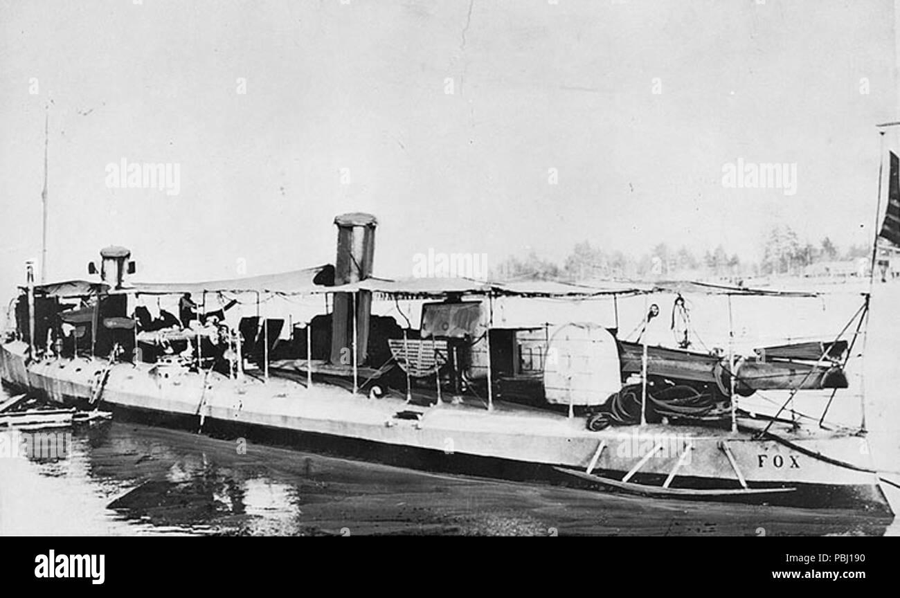 Uss fox hi-res stock photography and images - Alamy