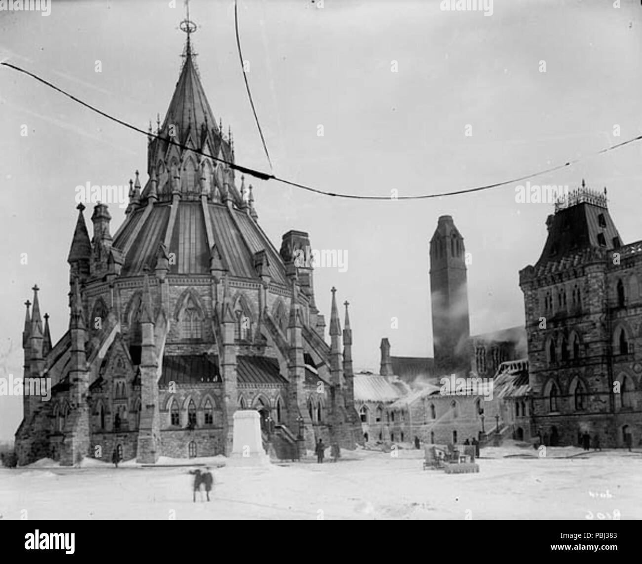 1816 View of the Library of Parliament and the Centre Block on the day ...