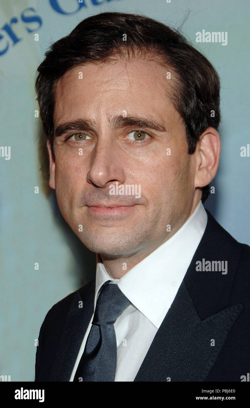 Steve Carrell (The Office- 40 years old virgin) arriving at the WRITER ...