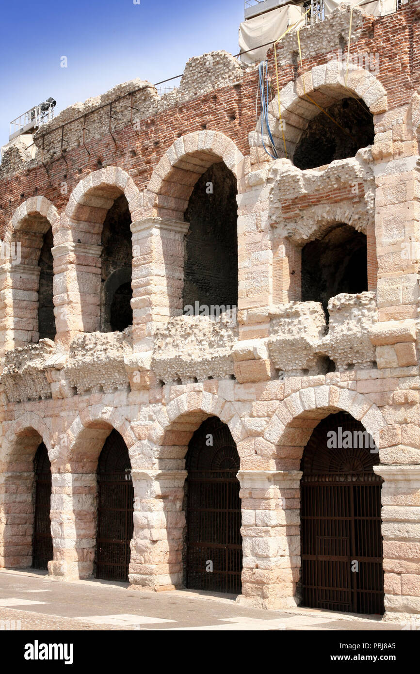 colosseum, details amphitheatre Arena in Verona, Italy Stock Photo - Alamy