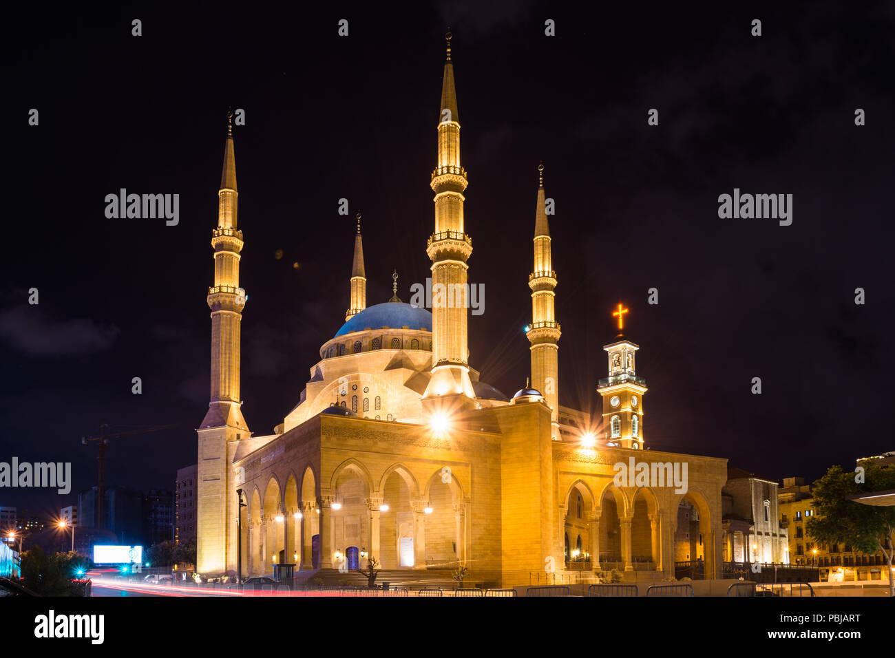 Downtown beirut night hi-res stock photography and images - Alamy