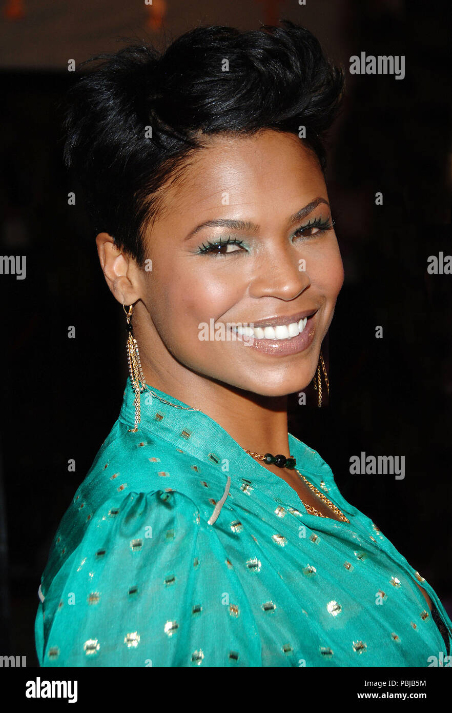 Nia Long arriving at the BIG MOMMA'S HOUSE 2 Premiere at the Chinese ...