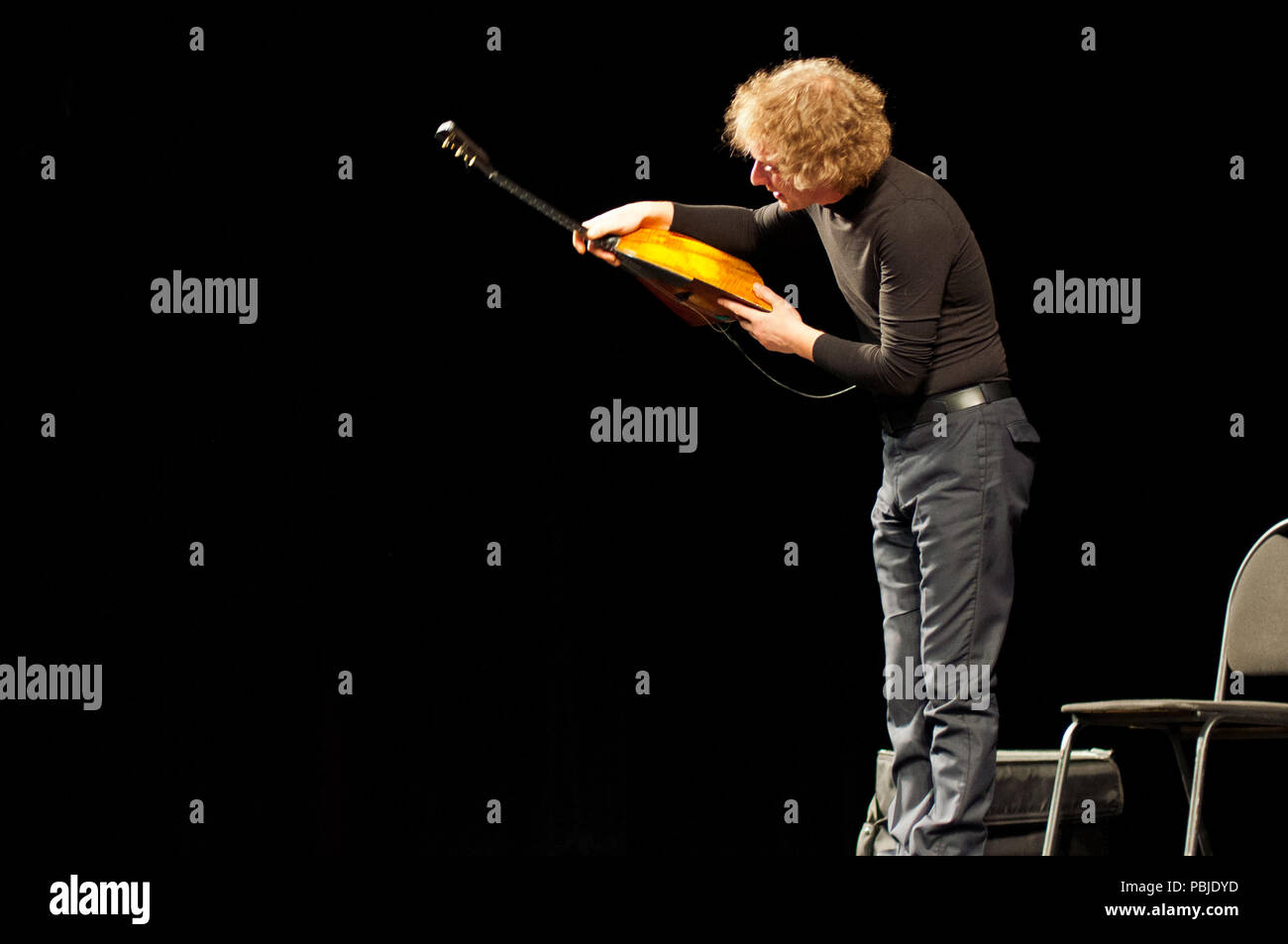 Balalaika player hi-res stock photography and images - Alamy