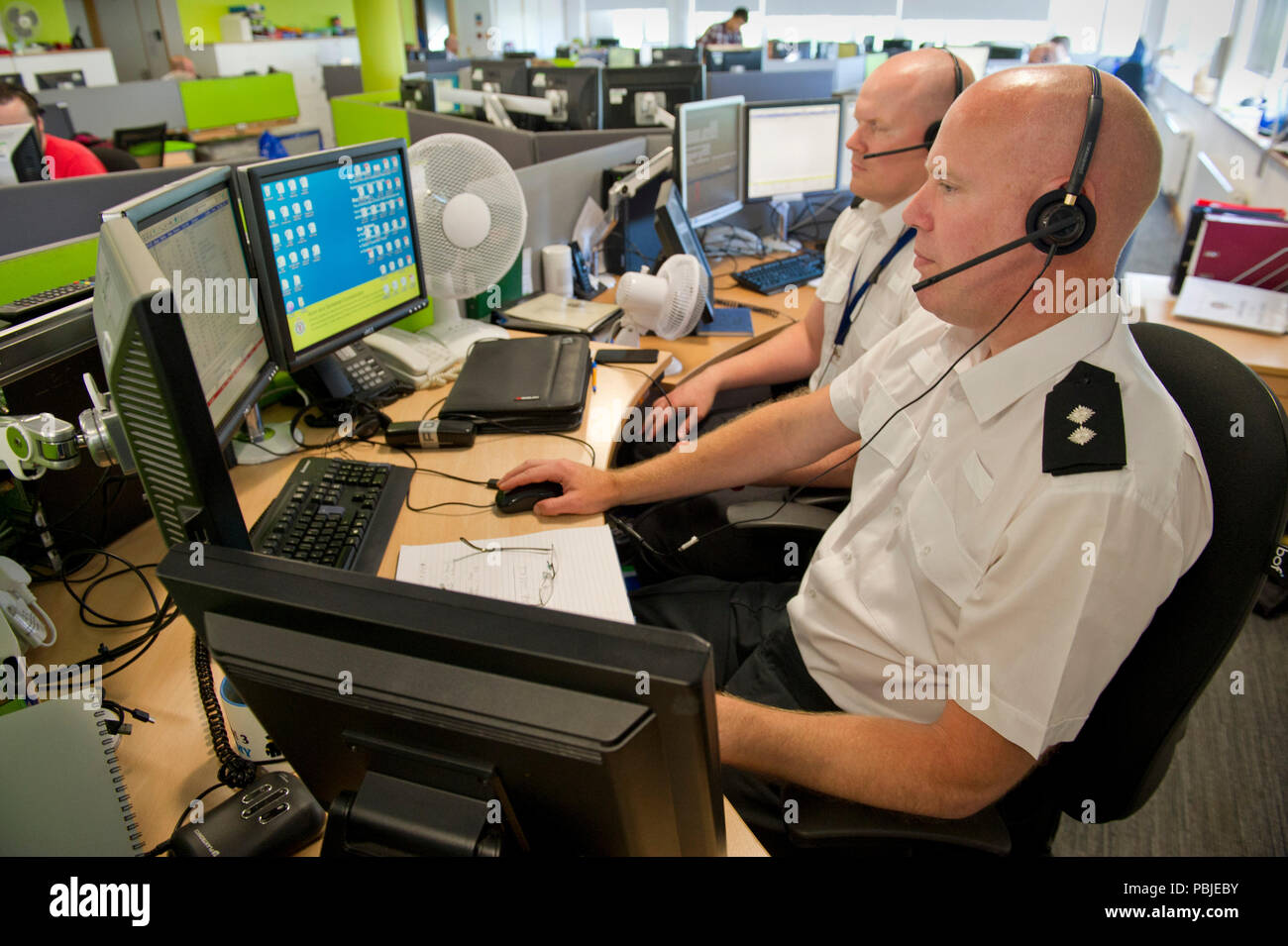Police control room uk hi-res stock photography and images - Alamy