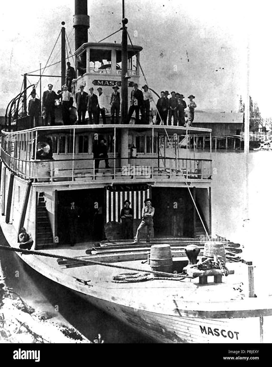 Riverbank design Black and White Stock Photos & Images - Alamy