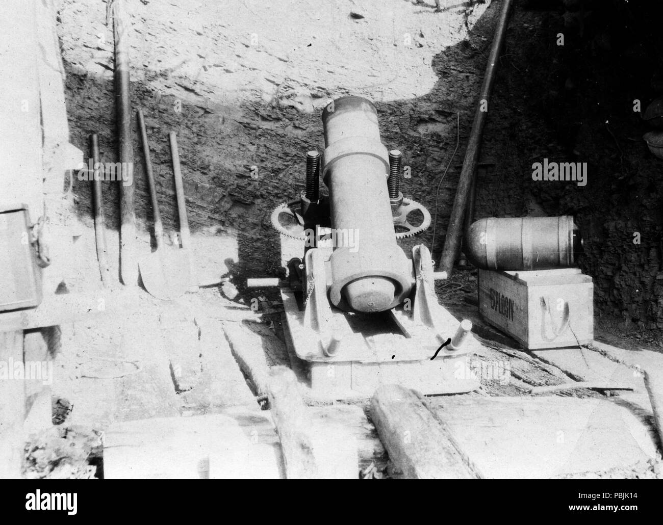 Ordnance weapon hi-res stock photography and images - Alamy