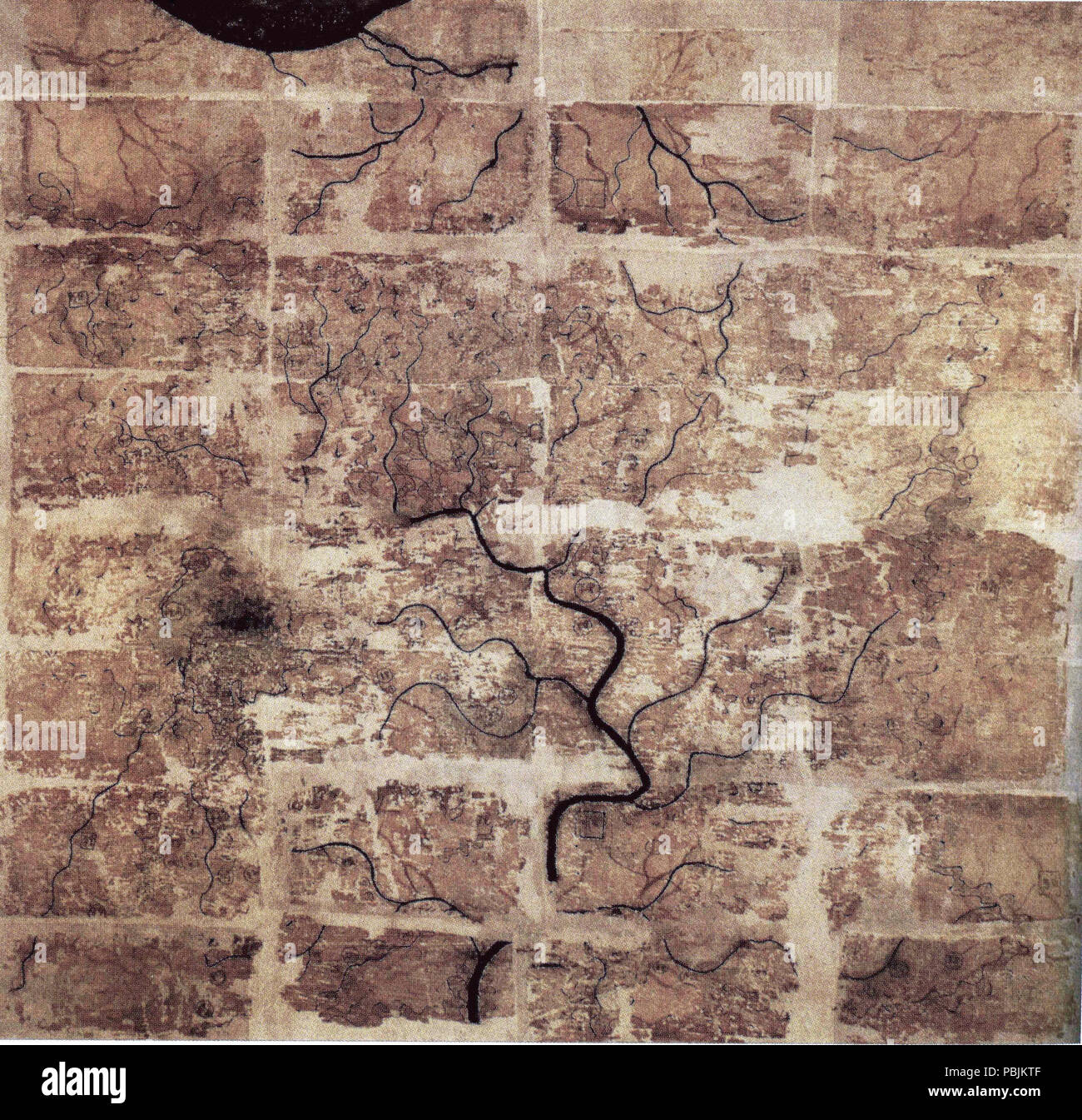 1844 Western Han Mawangdui Silk Map Stock Photo - Alamy