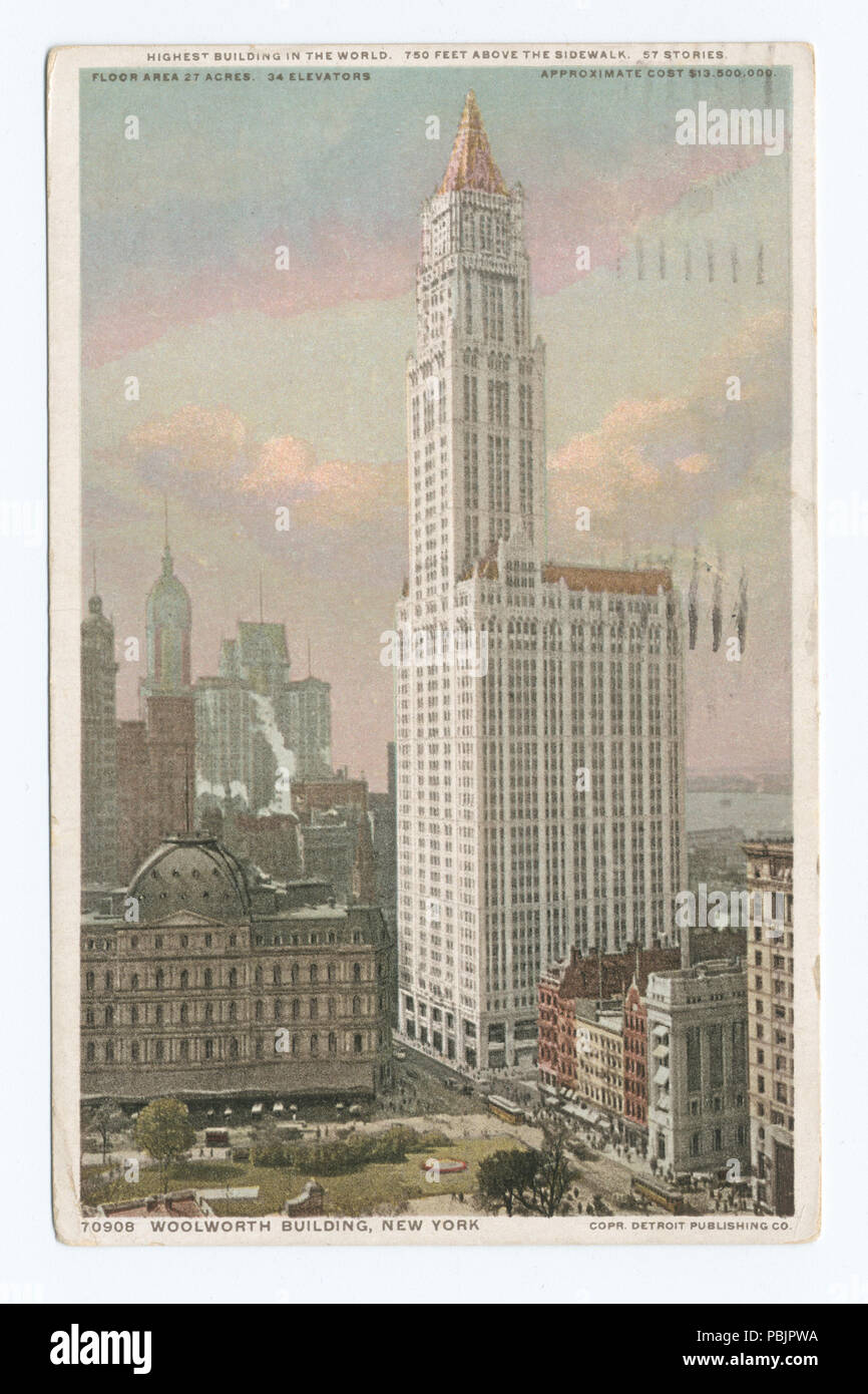 New york woolworth building hi-res stock photography and images - Alamy