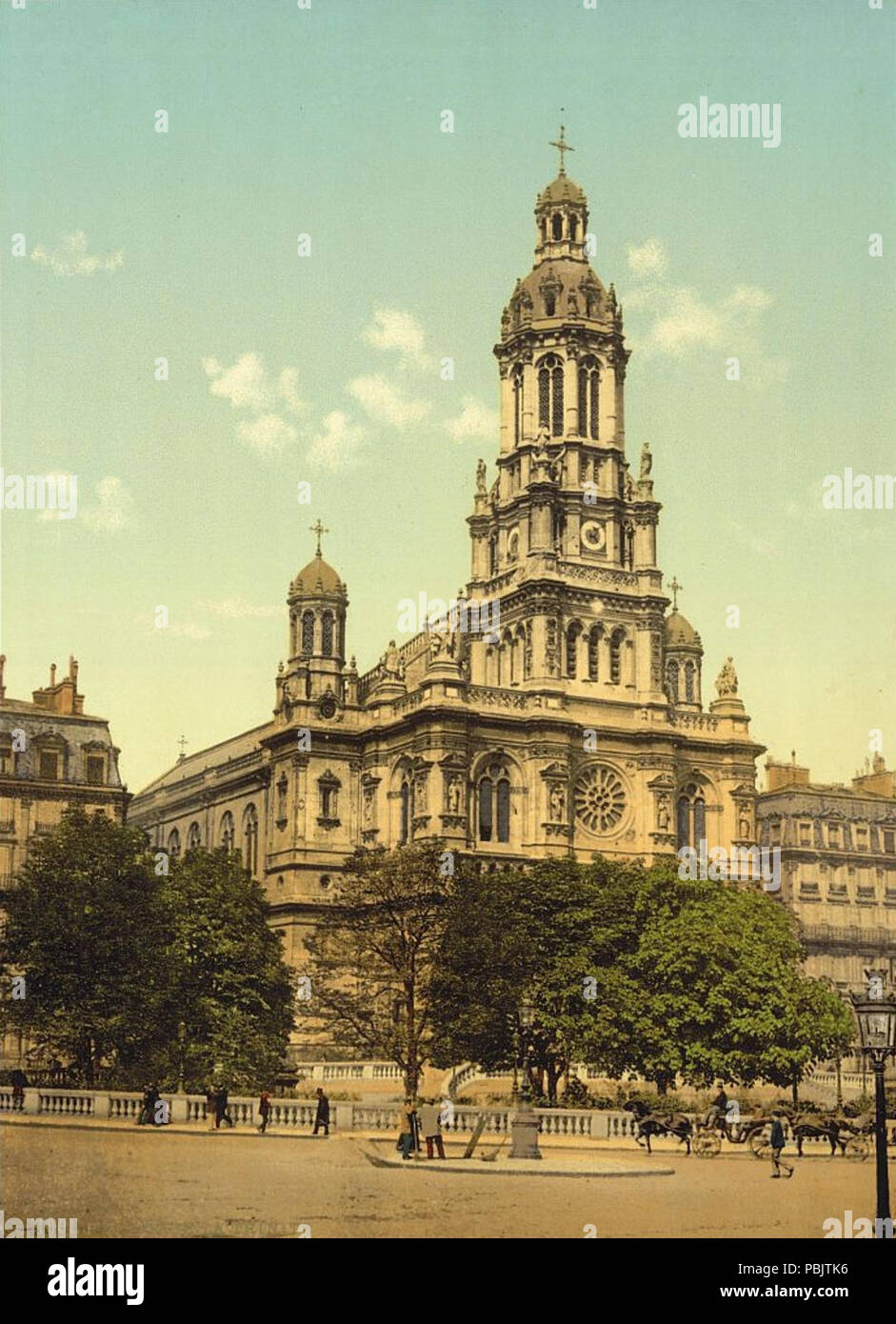 1882 Église de la Sainte-Trinité de Paris Stock Photo - Alamy