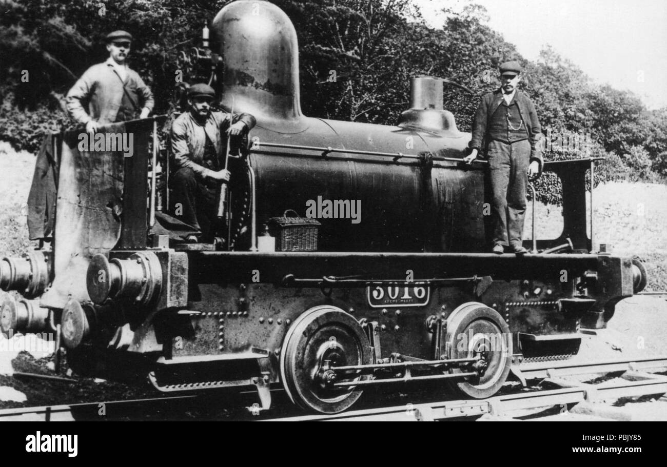 Steam engine era Black and White Stock Photos & Images - Alamy