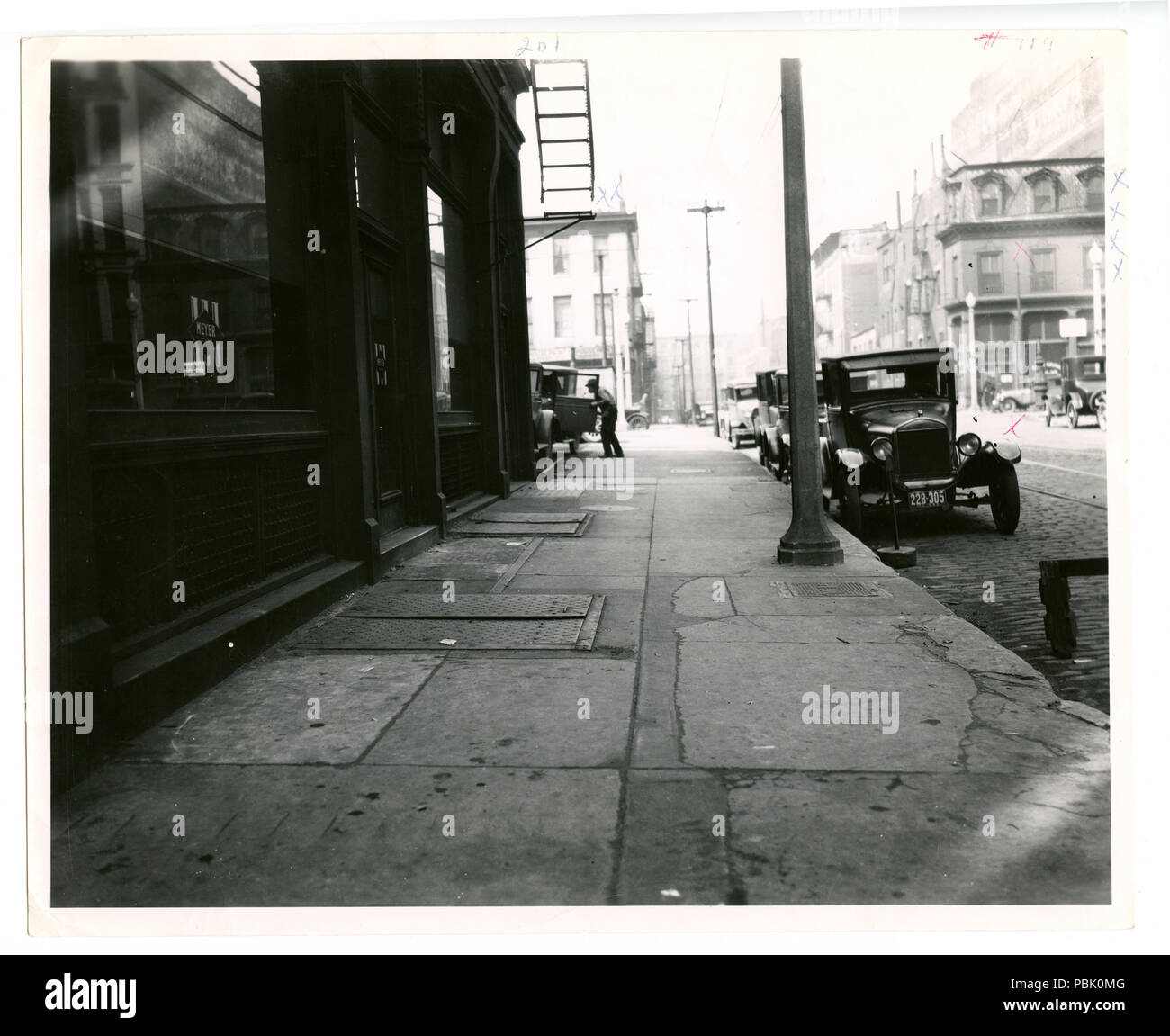 1600 broadway hi-res stock photography and images - Alamy