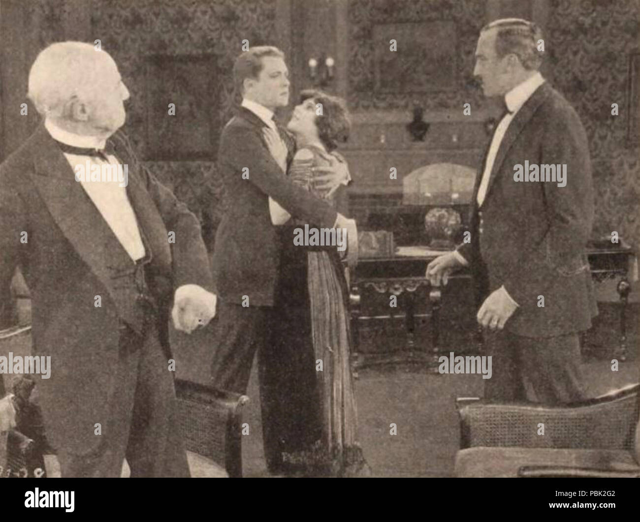 Spenders hi-res stock photography and images - Alamy