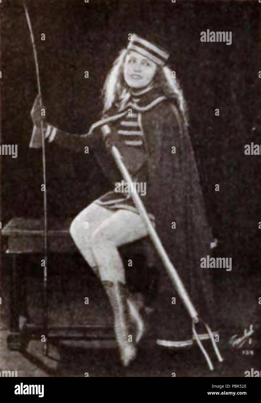 Tamer man hi-res stock photography and images - Alamy