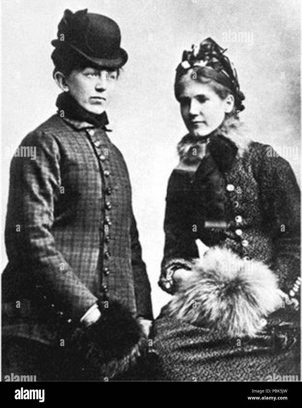 Women photo 1890 Black and White Stock Photos & Images - Alamy