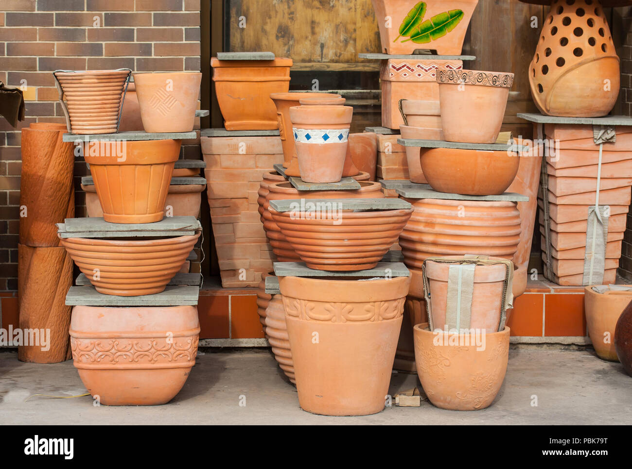 Many clay pots hi-res stock photography and images - Alamy
