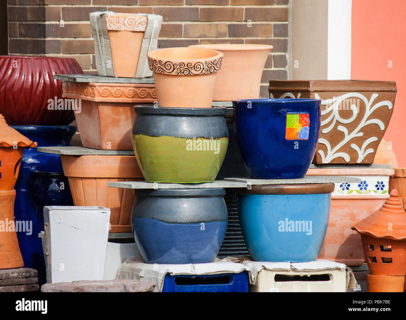 Many clay pots Stock Photo - Alamy