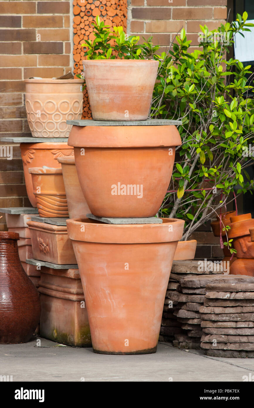 Many clay pots hi-res stock photography and images - Alamy