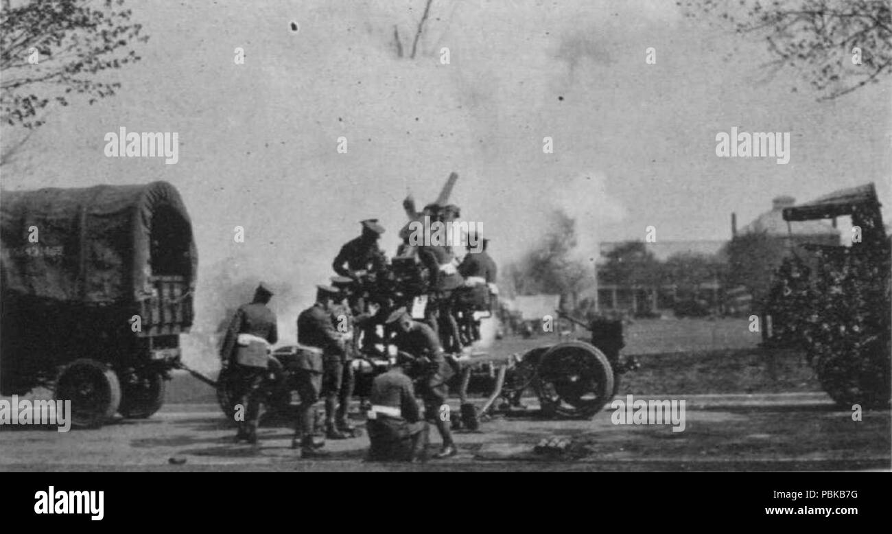 Aa gun hi-res stock photography and images - Alamy