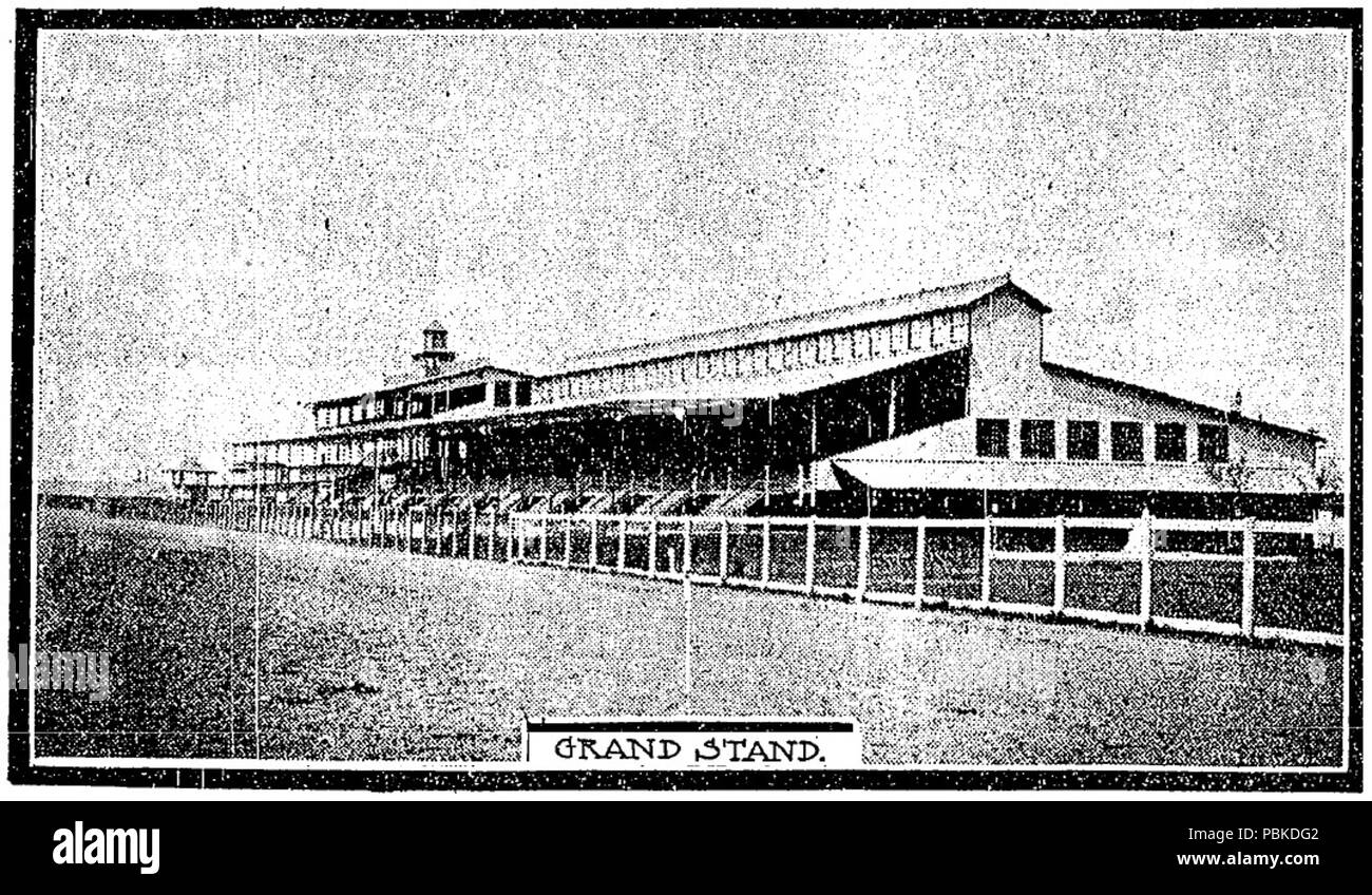 Race track grandstand hi-res stock photography and images - Alamy