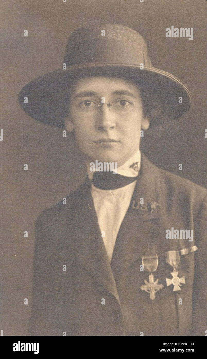 Helen grace hi-res stock photography and images - Alamy