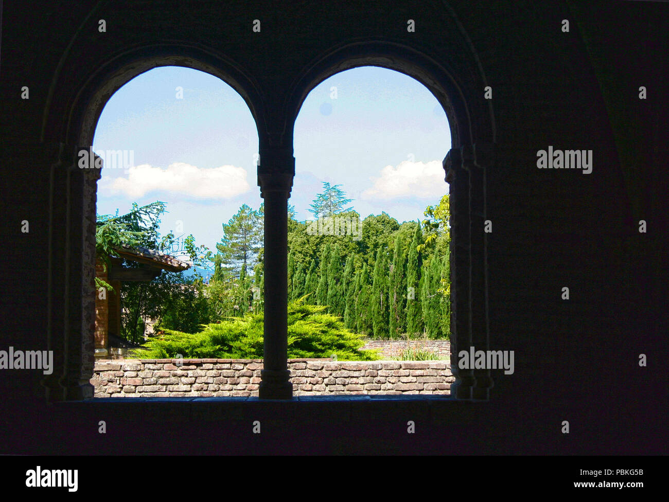 Medieval abbey of San Galgano in Tuscan countryside Stock Photo - Alamy