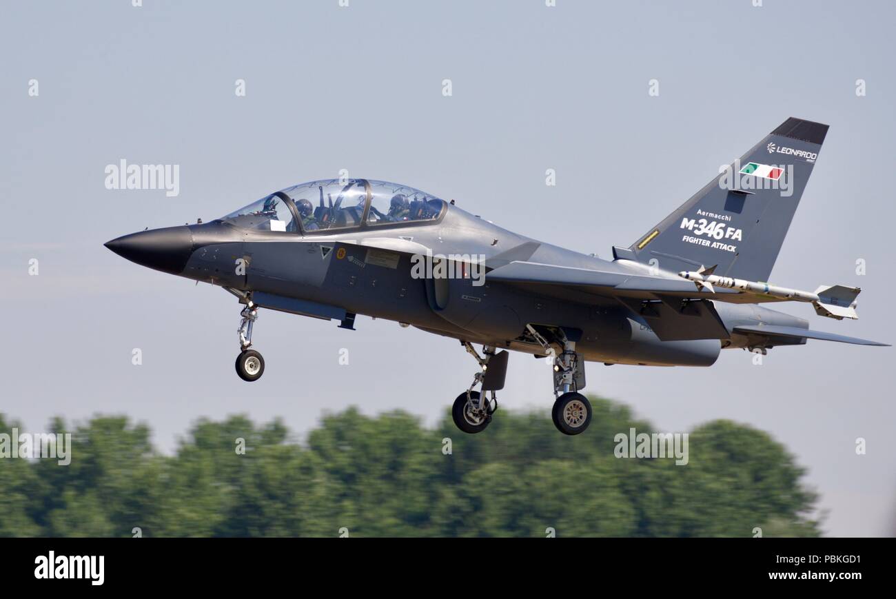 Leonardo Aermacchi M-346FA - Multirole variant capable of air-to-air ...