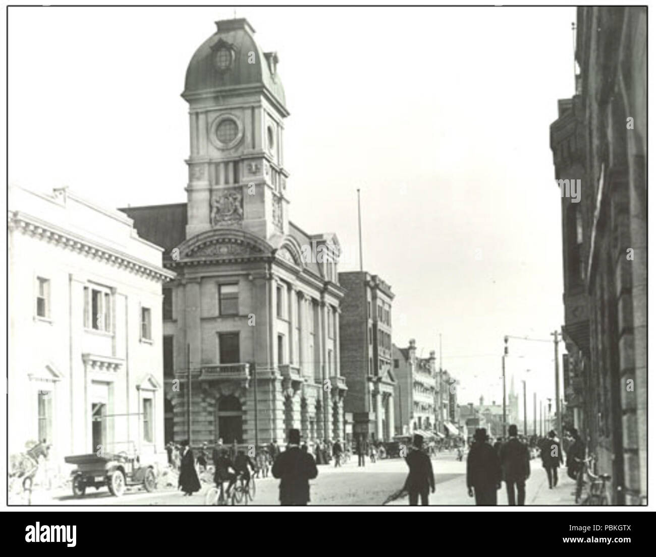 Imperial bank hi-res stock photography and images - Alamy