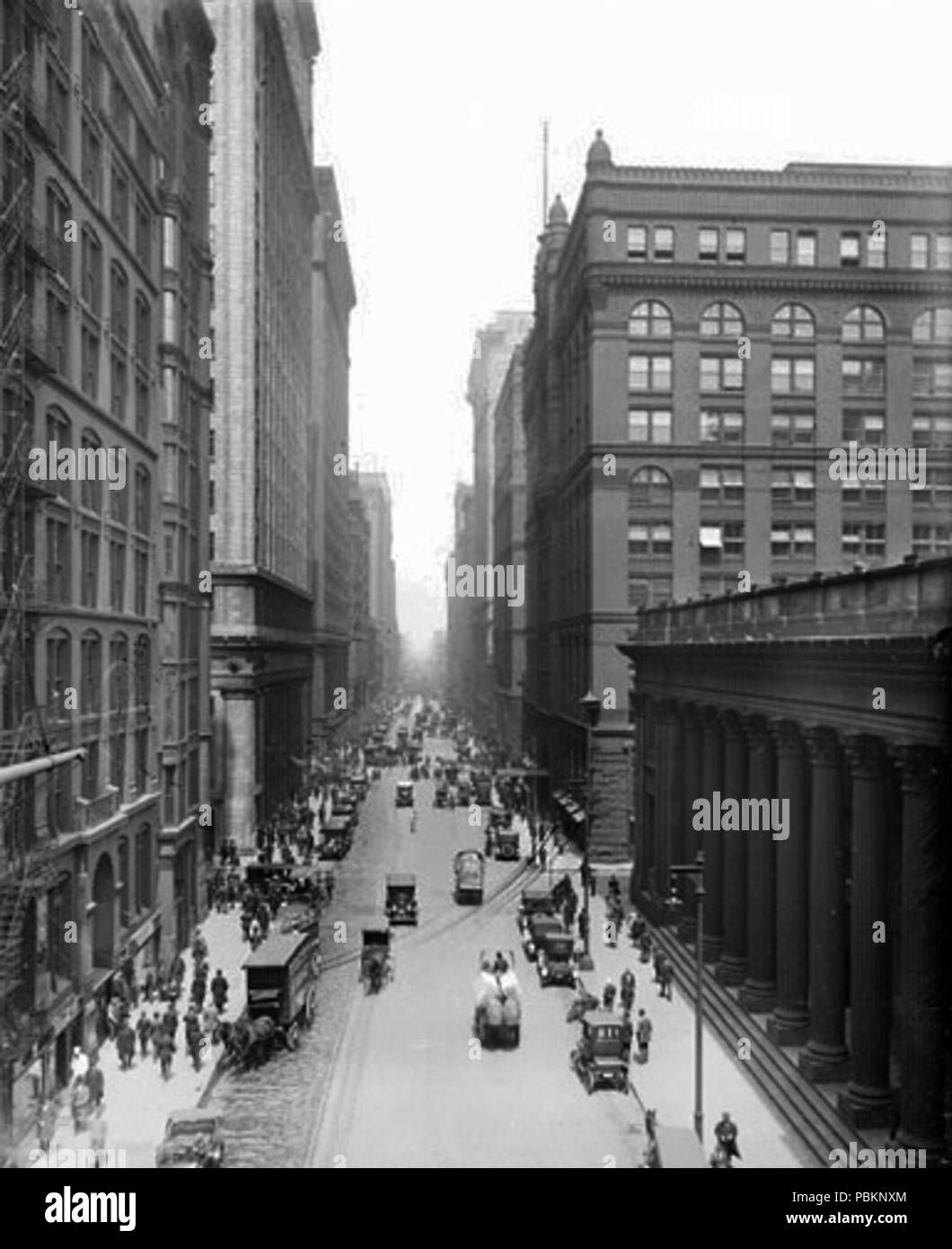 Lasalle bank building chicago Black and White Stock Photos & Images - Alamy
