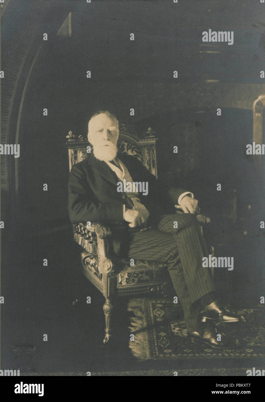 Lord strathcona hi-res stock photography and images - Alamy