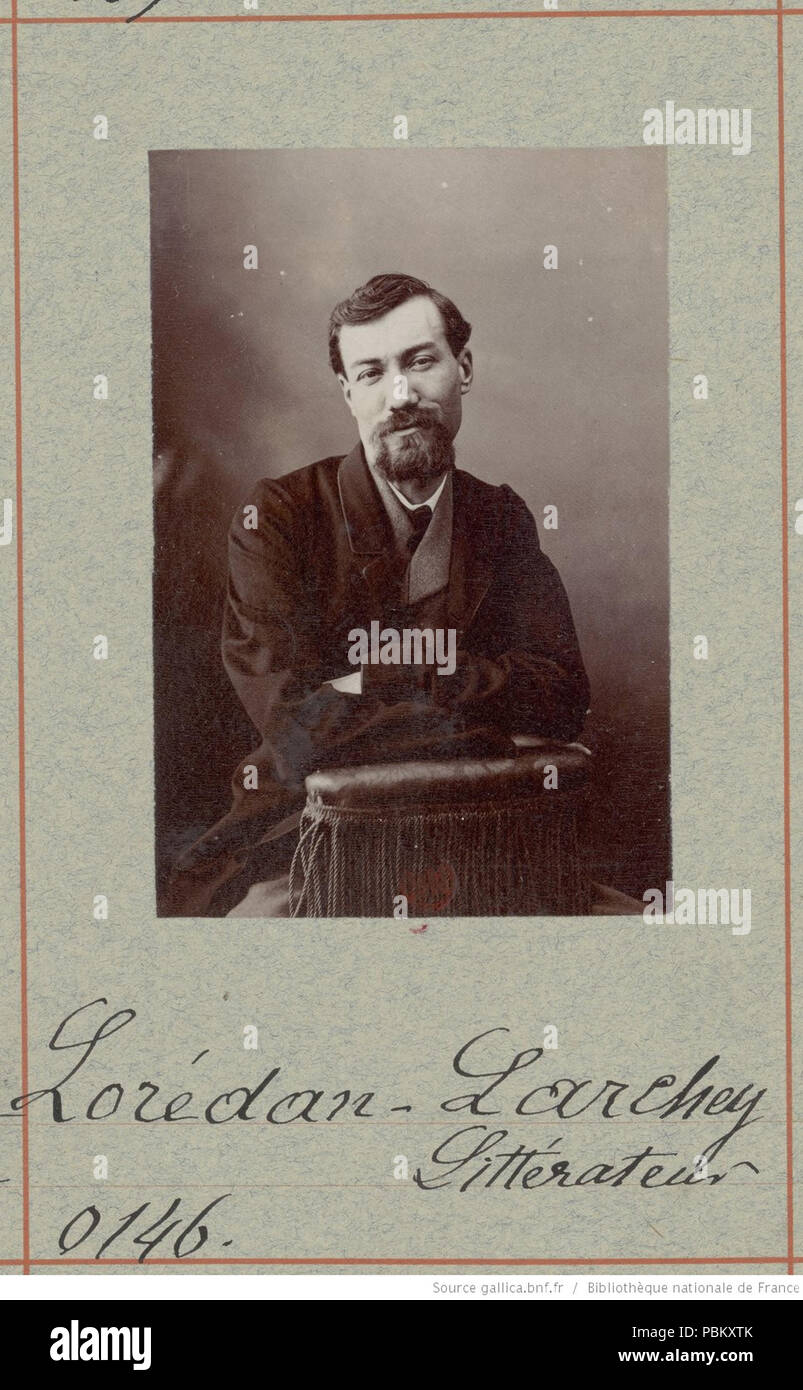 Vintage photographs of famous writers hi-res stock photography and ...