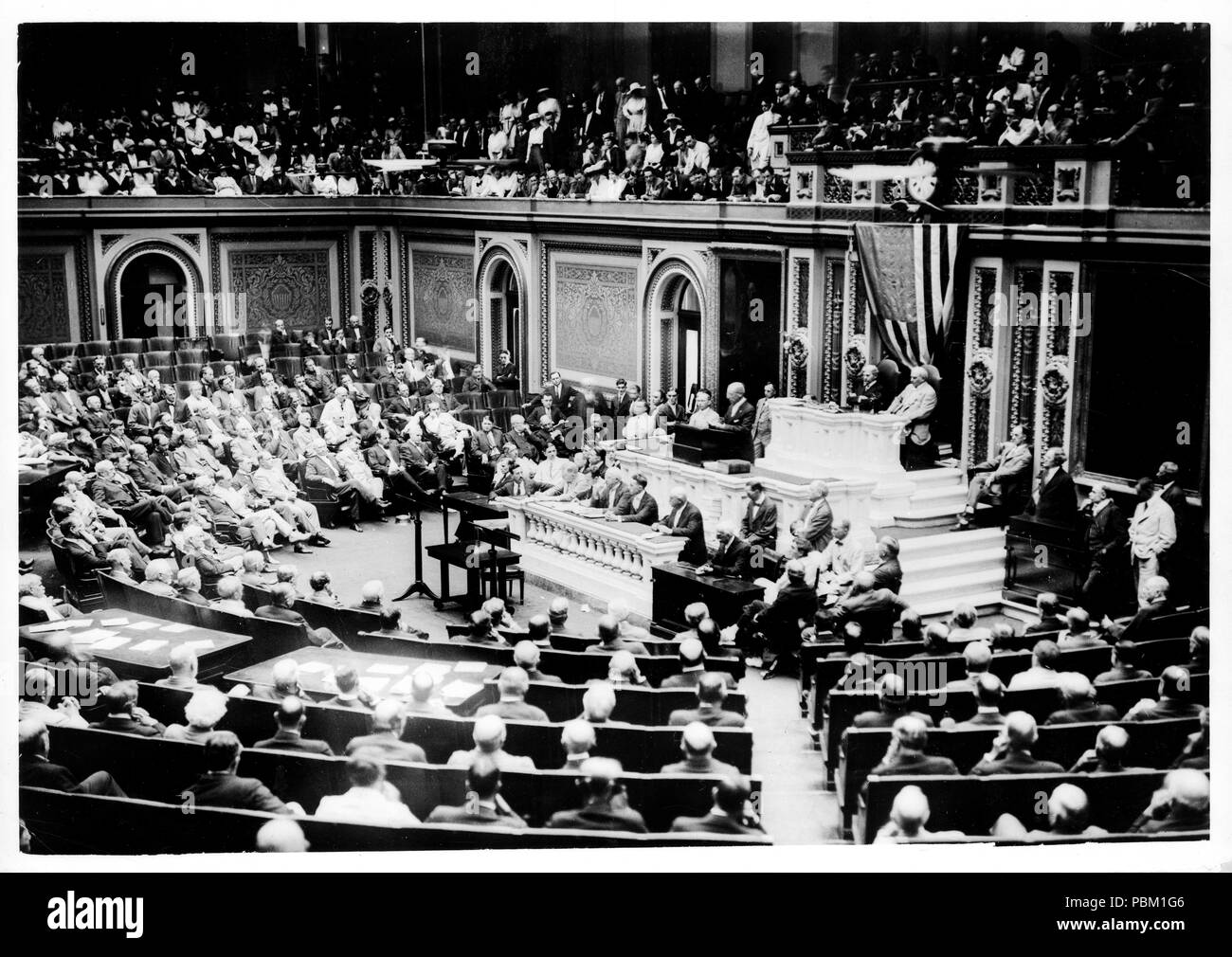 Congress in session in U.S. Capitol 1890-1920 Stock Photo - Alamy