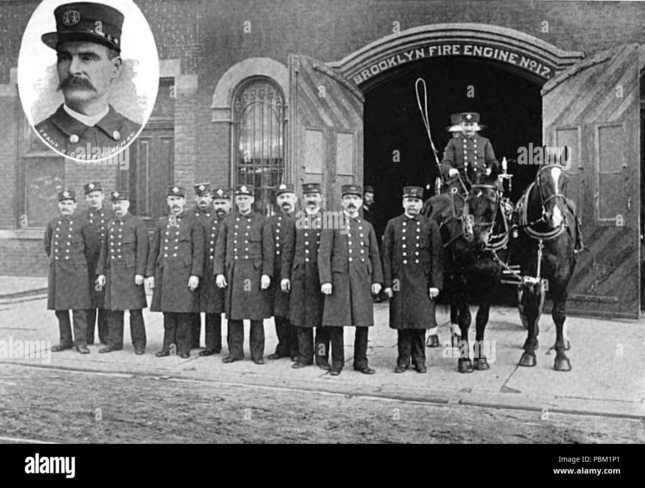 Early 20th century fire engine hi-res stock photography and images - Alamy