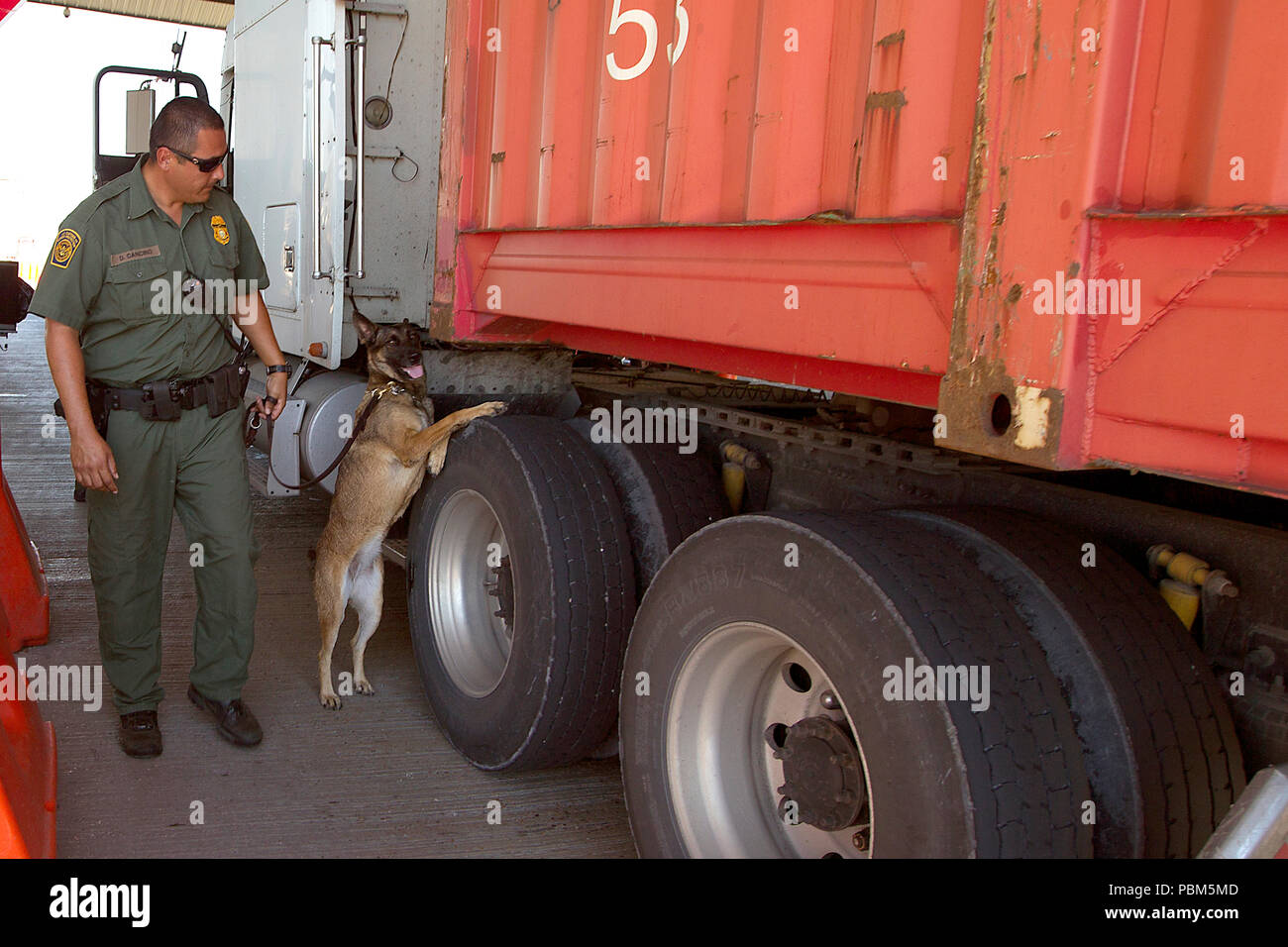 South texas border patrol agent hi-res stock photography and images - Alamy
