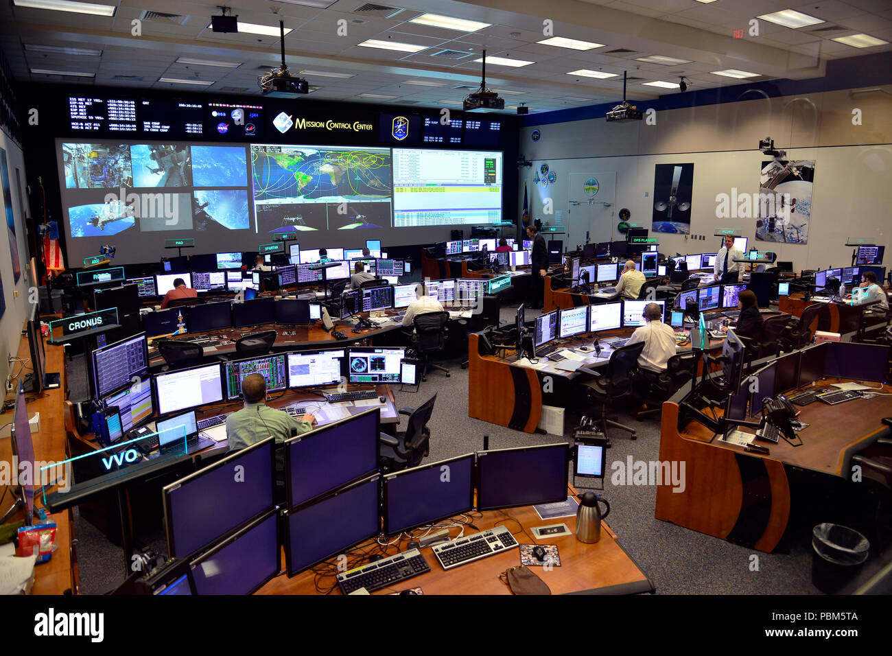 Mission contol hi-res stock photography and images - Alamy