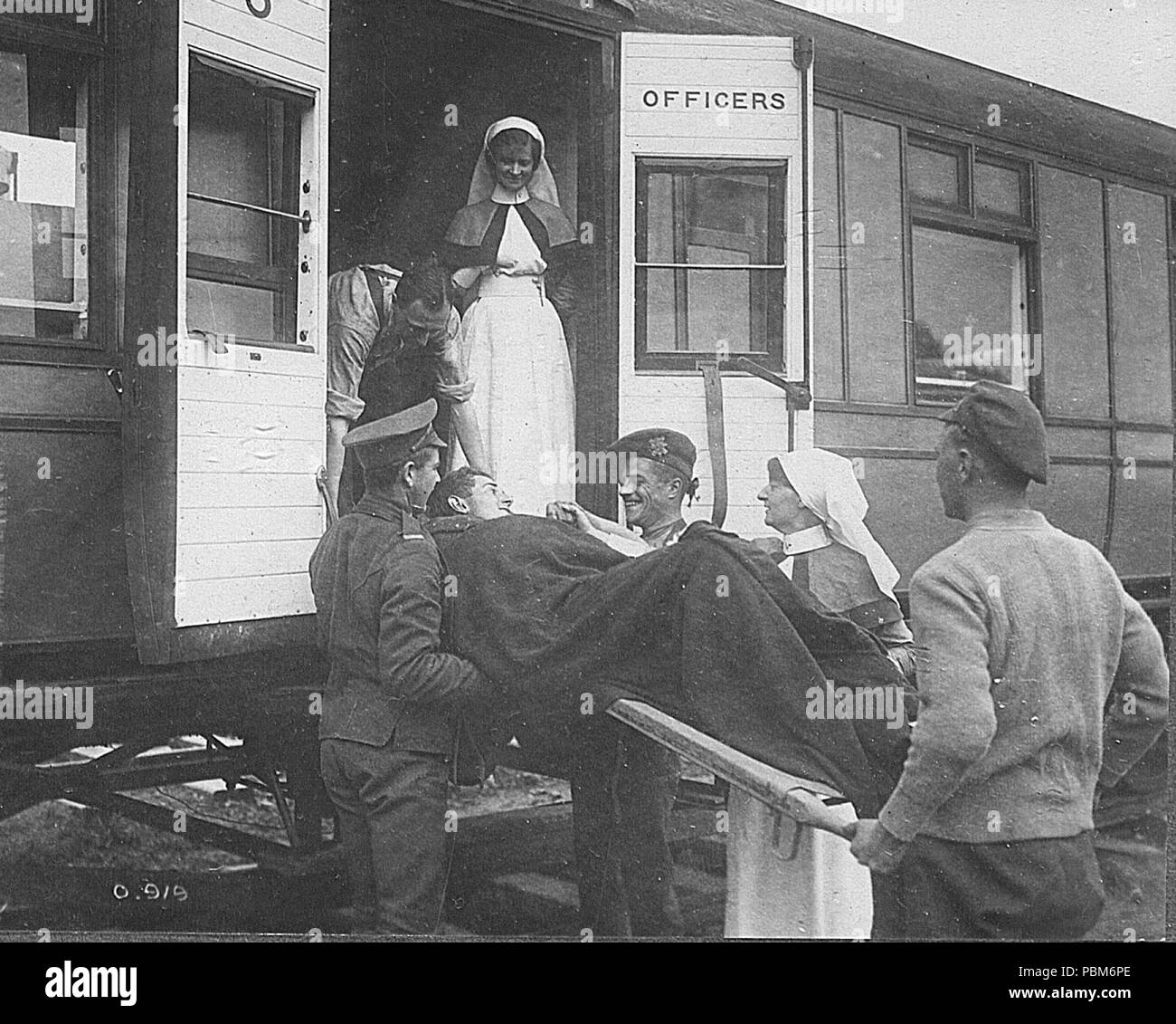 804 Injured Canadian officer being loaded onto troop train - Canadian ...