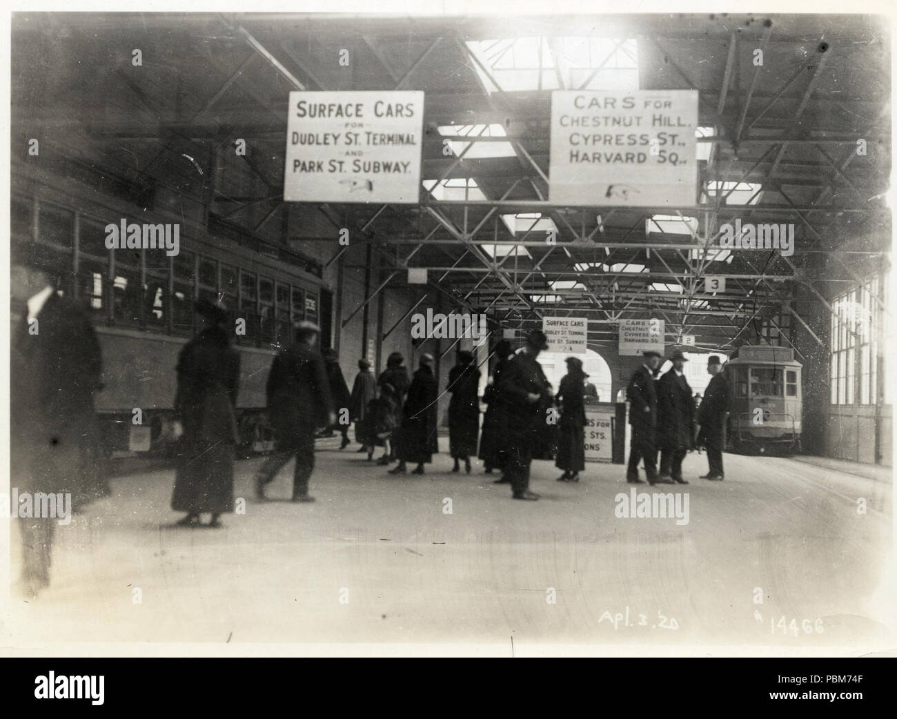 1920s railroad station hi-res stock photography and images - Alamy
