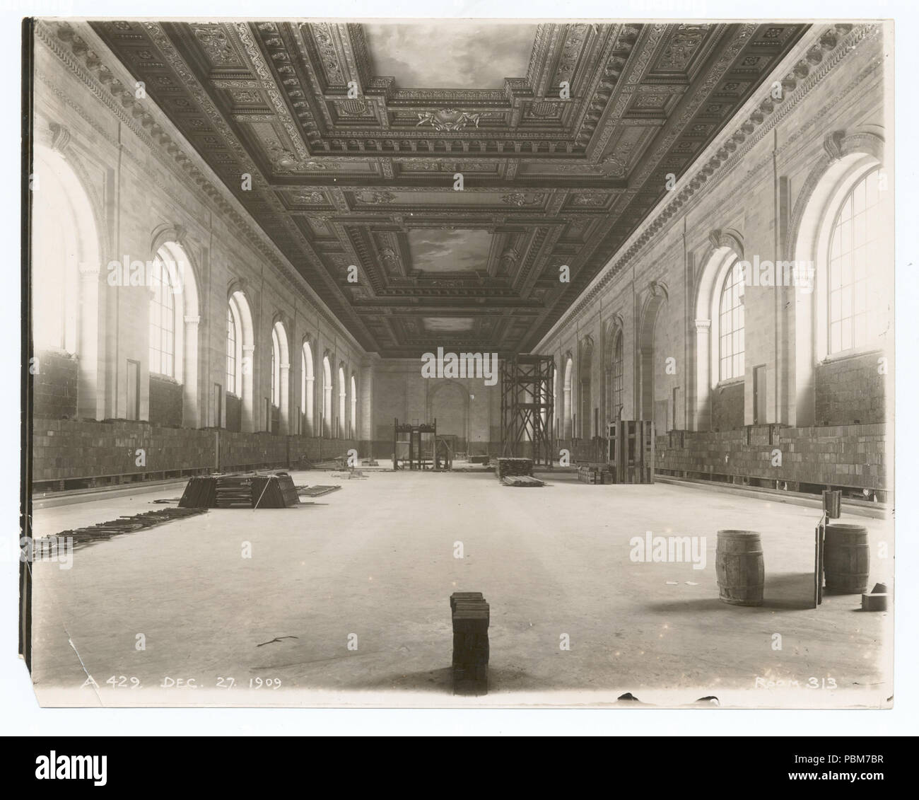 Nypl ceiling hi-res stock photography and images - Alamy