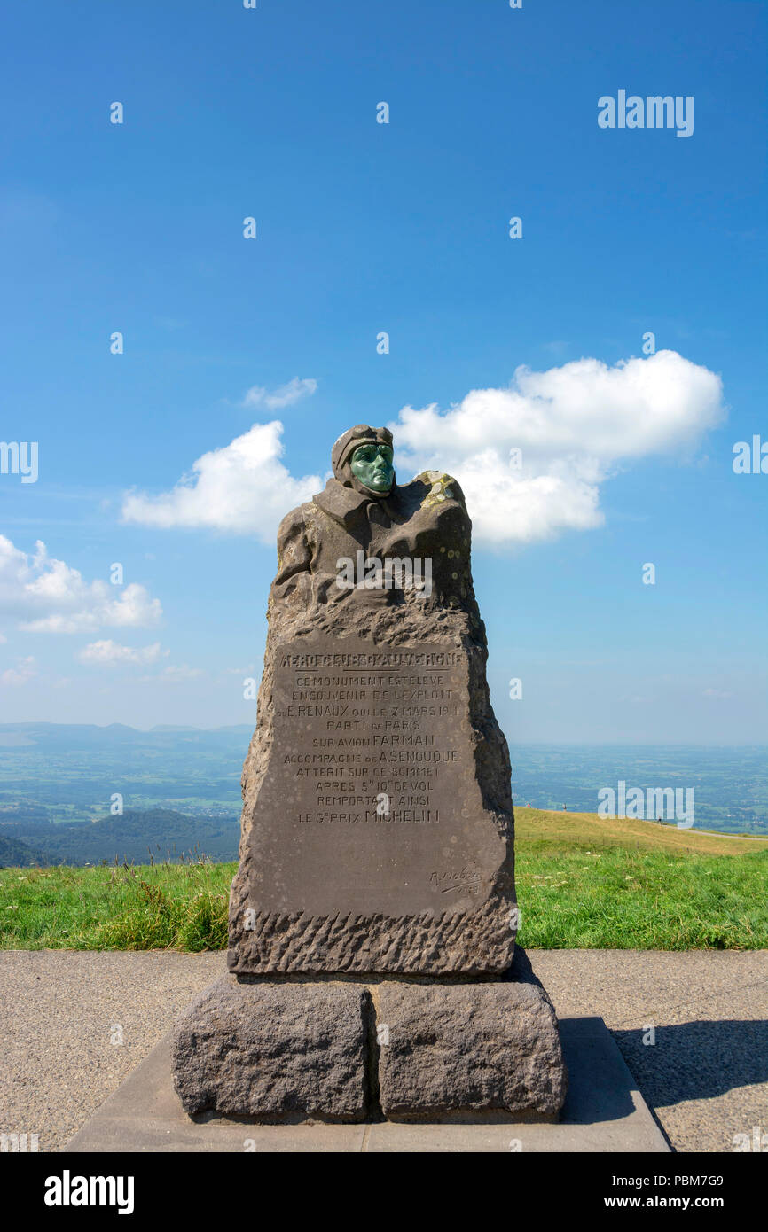 Aviator monument hi-res stock photography and images - Alamy