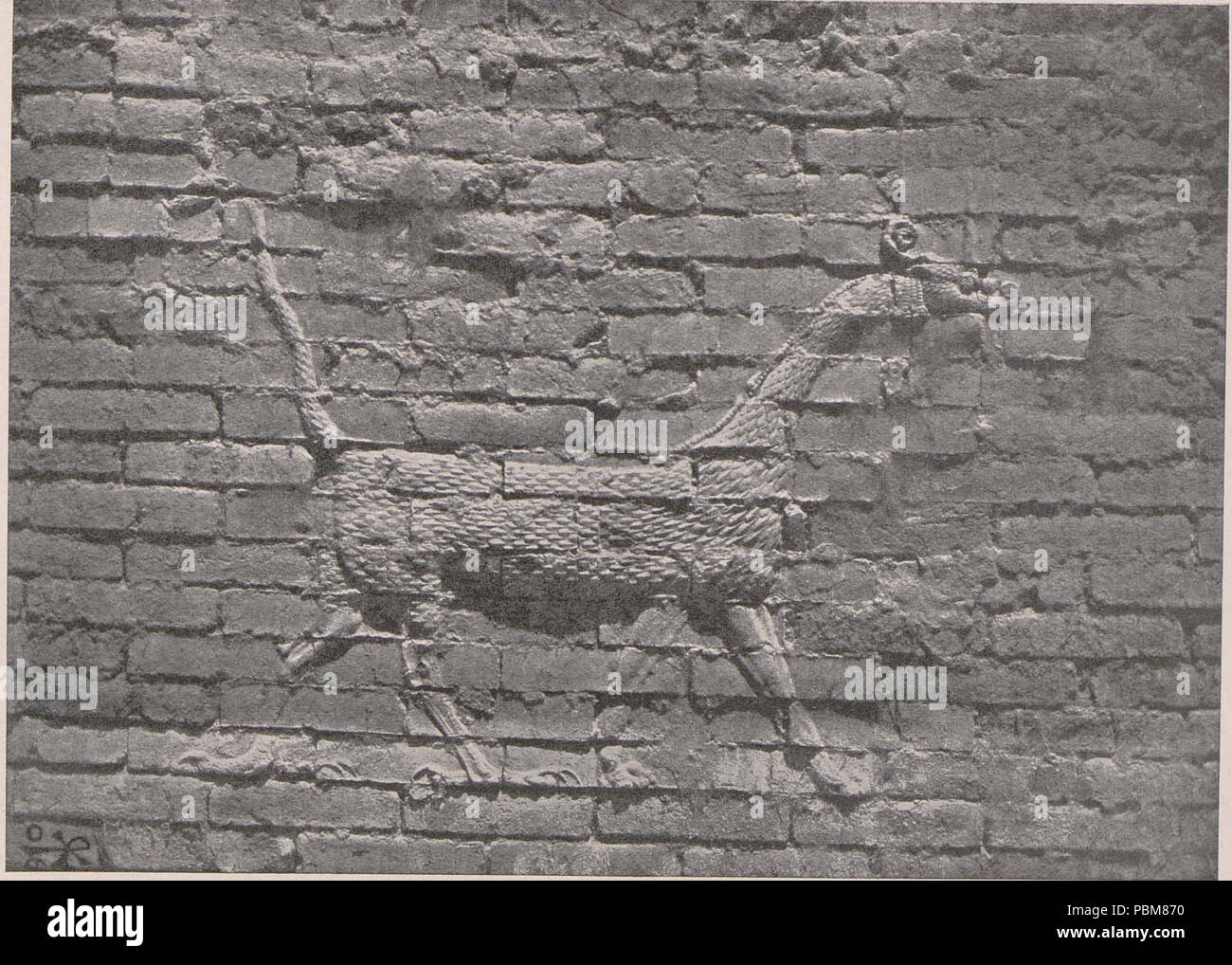 813 Ishtar gate sirrush Stock Photo - Alamy