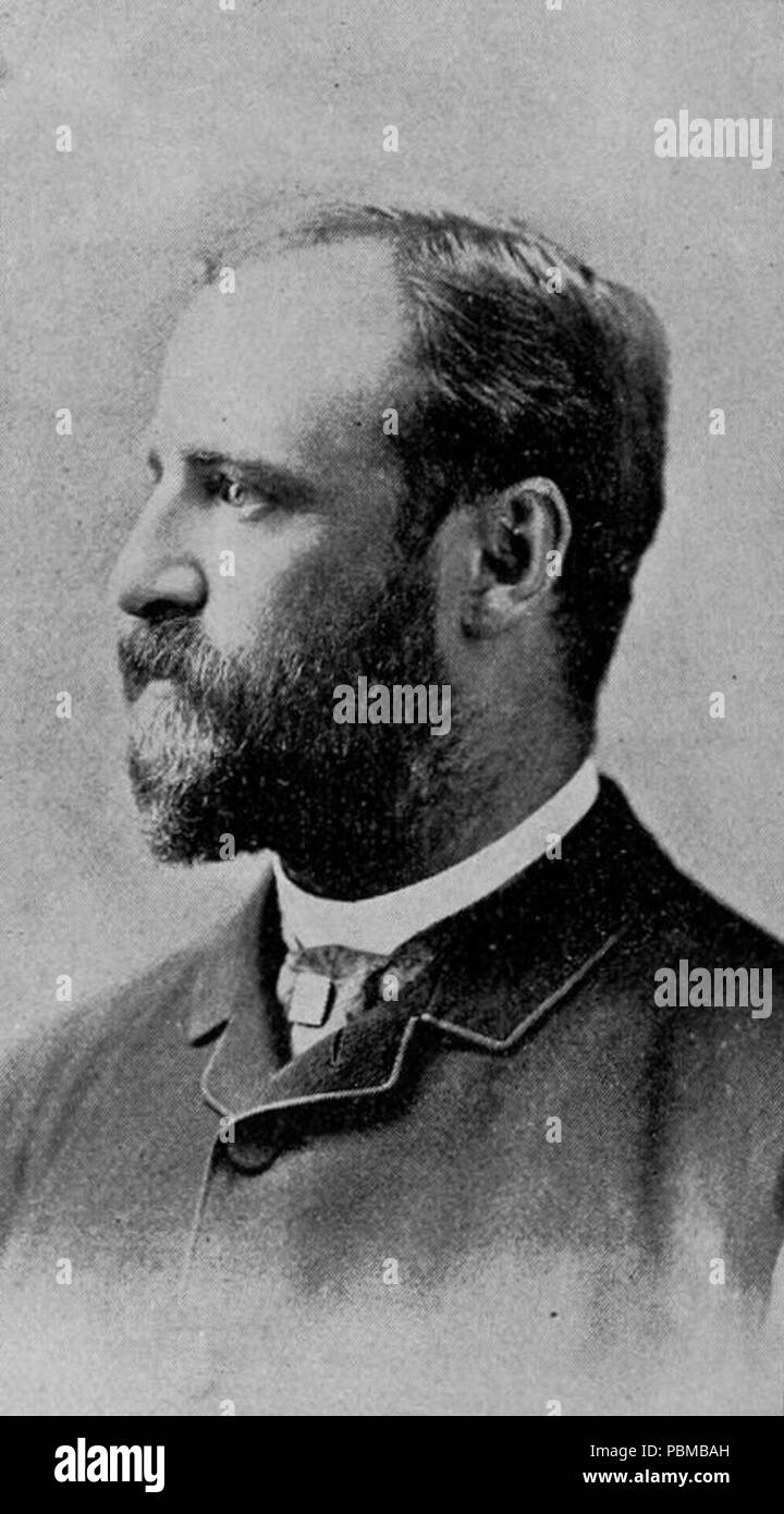 Managing editor hi-res stock photography and images - Alamy