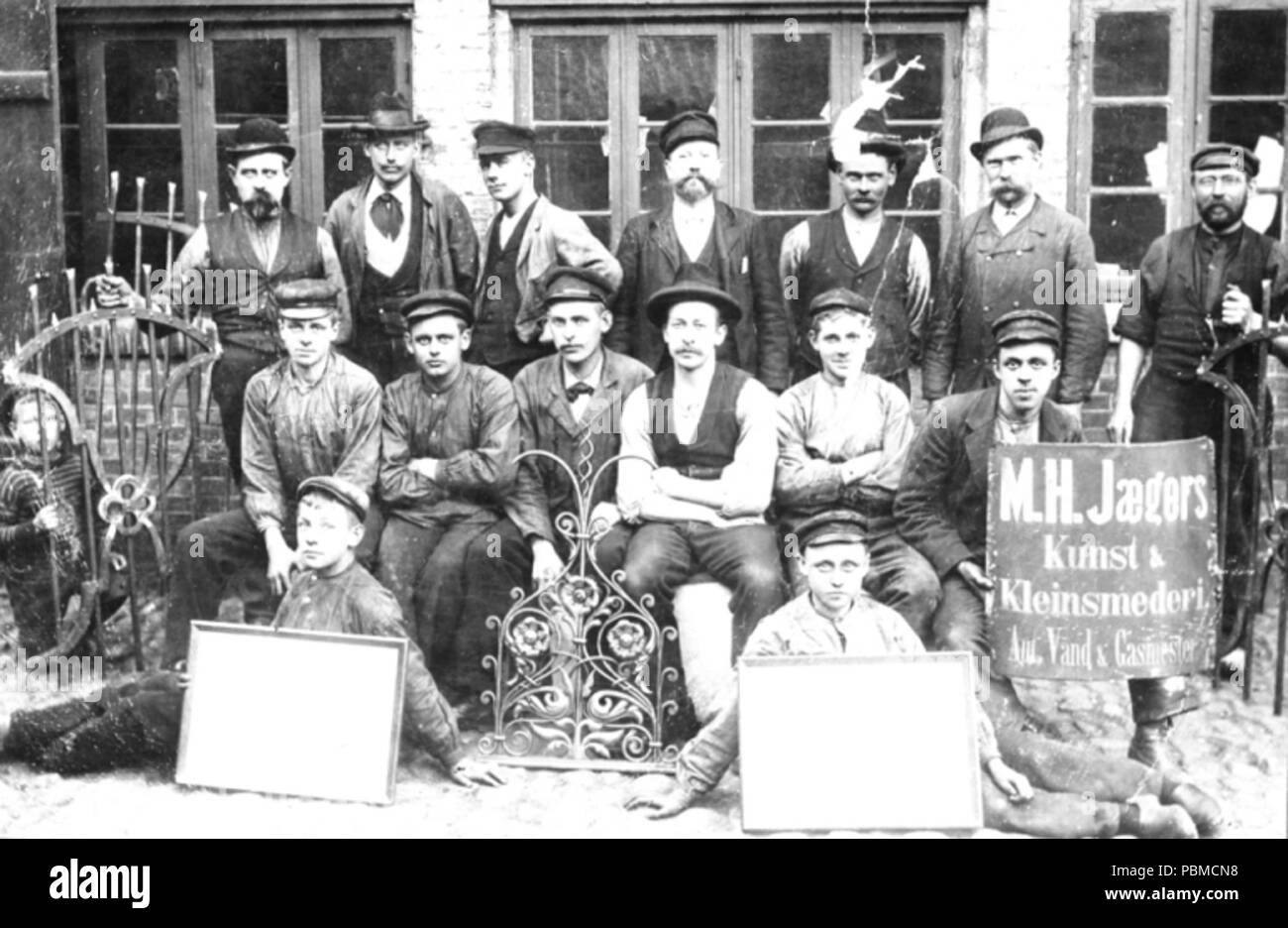 European 1899 Black and White Stock Photos & Images - Alamy